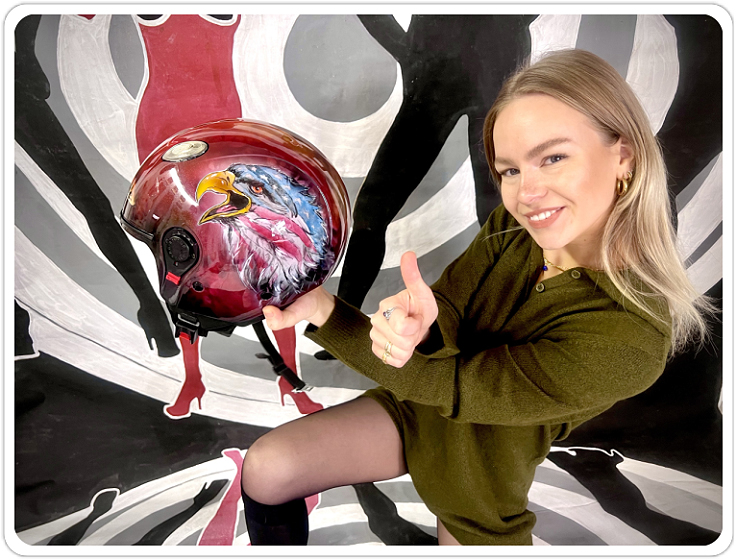 Custom Airbrush Christine Dumbsky - CustomART - Cartattoo